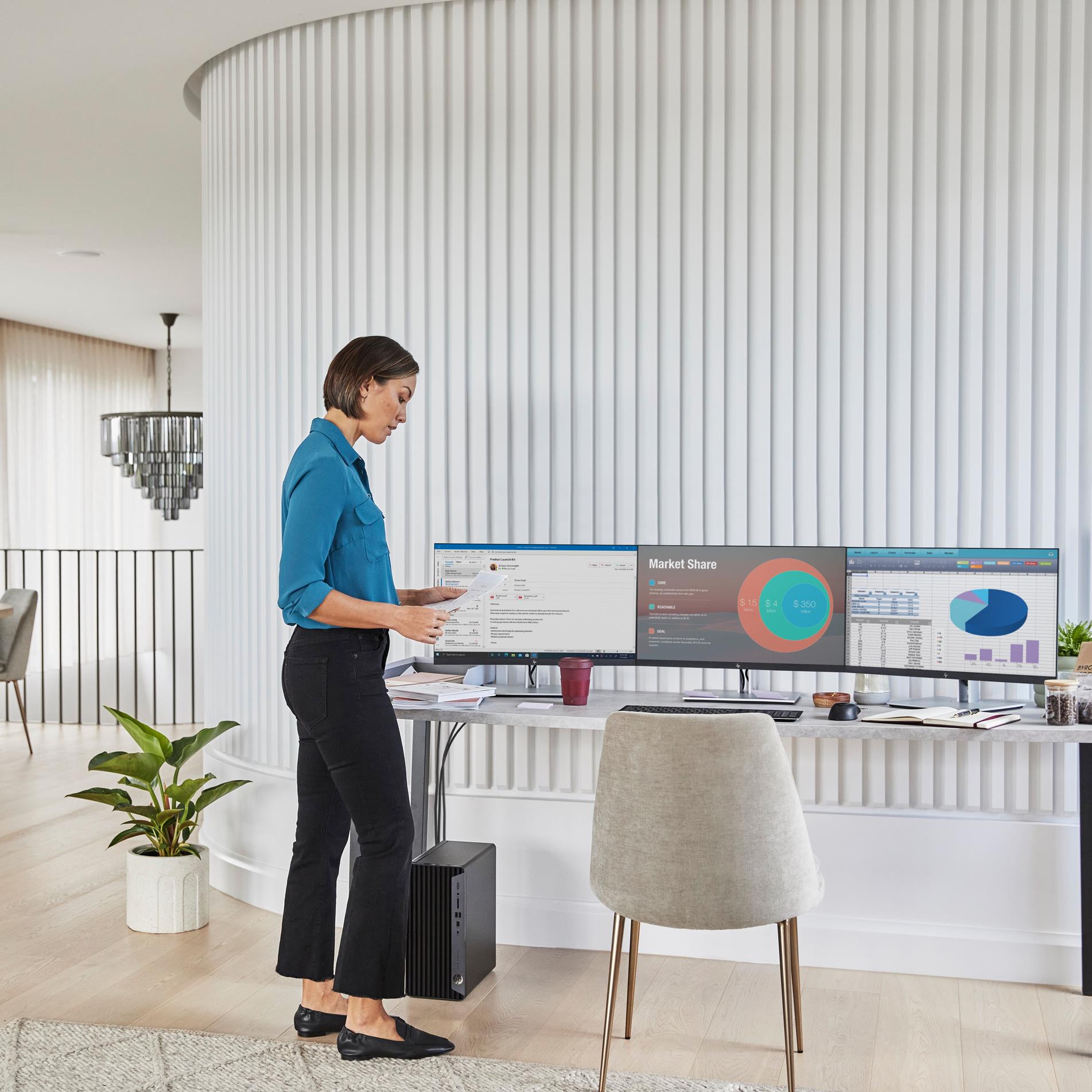 HP Pro Tower 400 G9 PCIi51450016GB/512PC - PCBox